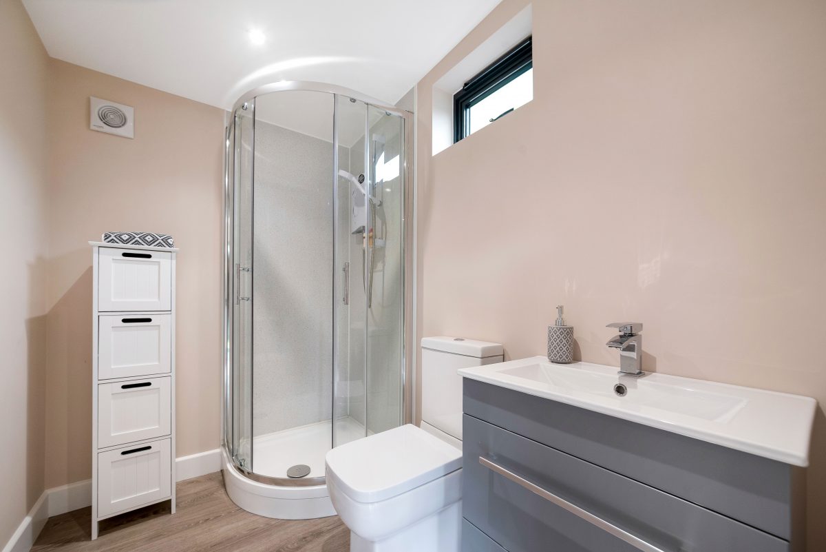 Granny Annexe Garden Room - Upminster, Essex